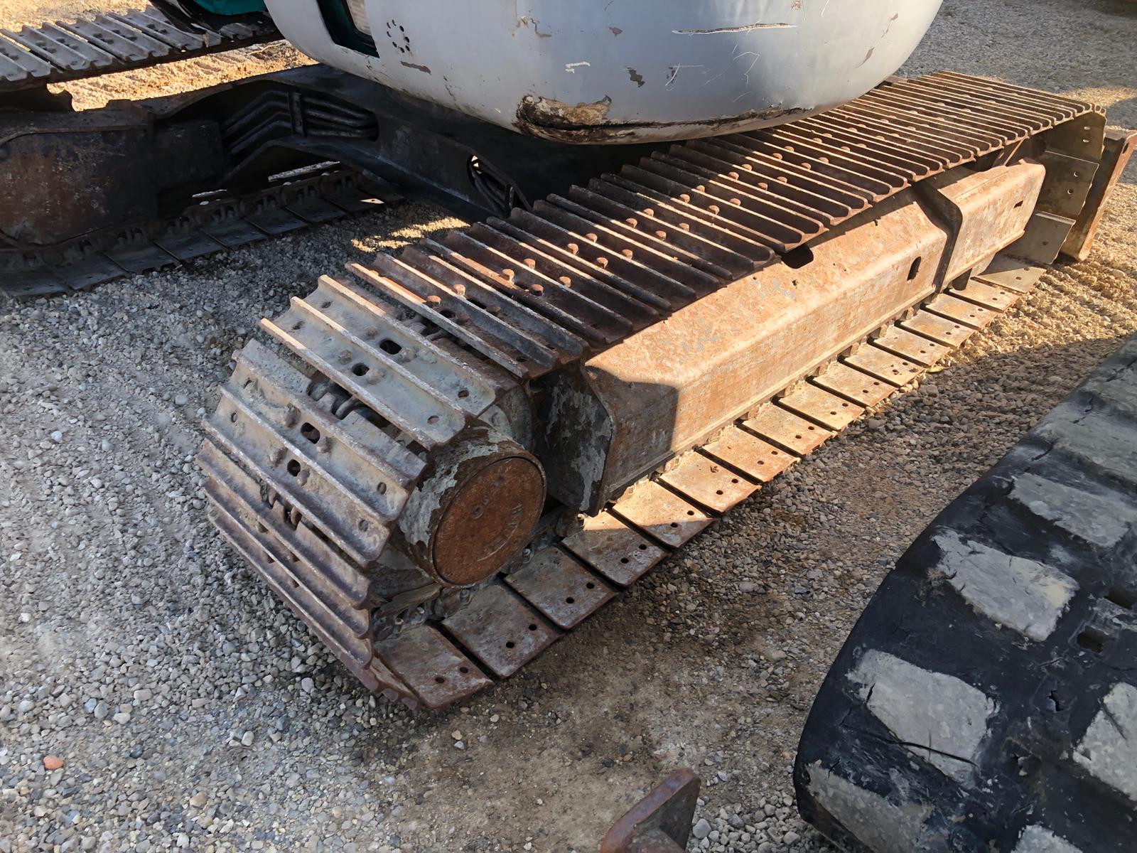 MINI PELLE SUR CHENILLES KOBELCO SK75UR - CURTY MATÉRIELS